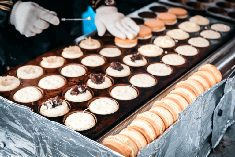 Dorayaki: Japan’s Red Bean Pancake Guide & Recipe - Sakuraco