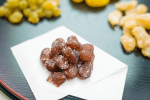 A Guide to Popular Traditional Japanese Snacks - Sakuraco