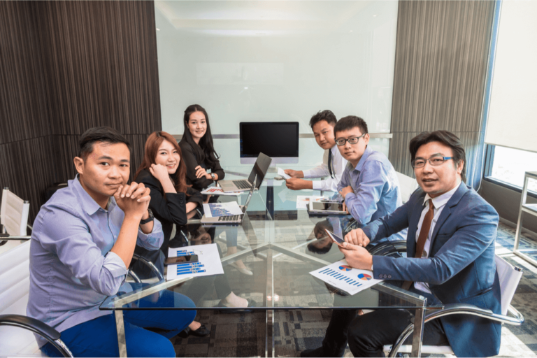 Important Business Etiquette in Japan - Sakuraco