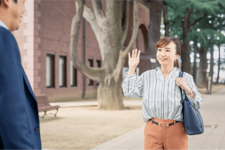 A Guide to Popular Japanese Greetings - Sakuraco