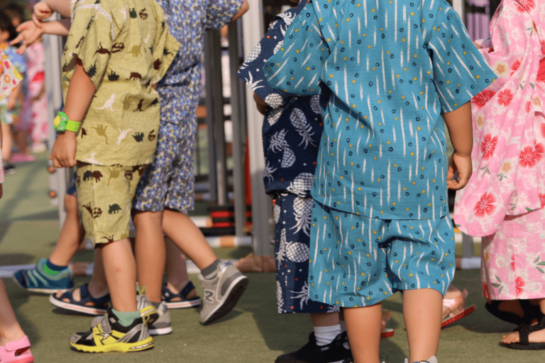 What is Jinbei Clothing: The Best Traditional Summer Attire! - Sakuraco